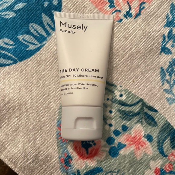 musely | Skincare | Nwt Musley Facerx The Day Creamclear Spf 5 Mineral ...